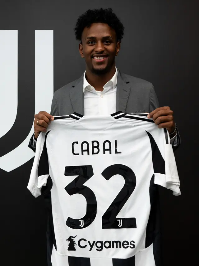 Resmi Berseragam Juventus, Juan Cabal: Mimpi Jadi Nyata! Waktu Kecil ...