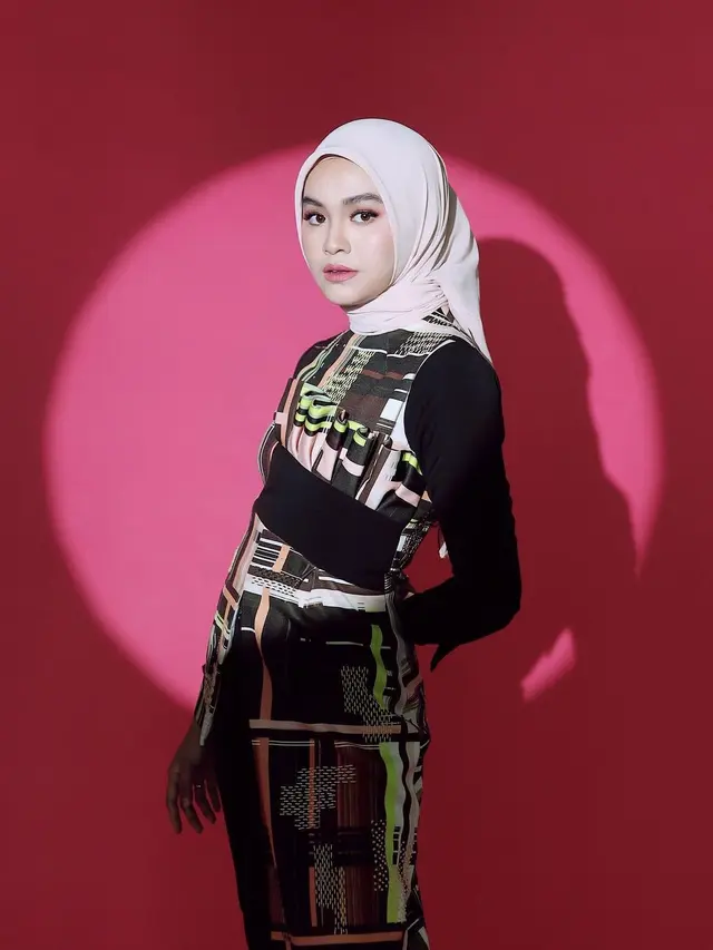 Lirik Lagu Rumah, Cerita tentang Kerinduan Salma Salsabil pada Keluarga - ShowBiz Liputan6.com