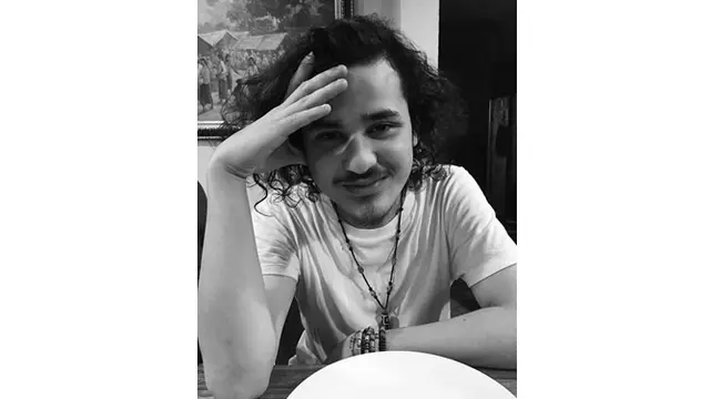 7 Potret Terbaru Baron Yusuf Pemain Garuda di Dadaku, Bikin Pangling ...