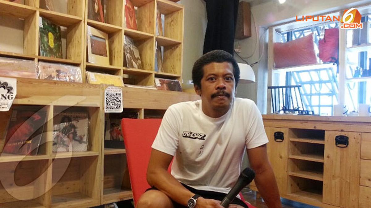 Edi Brokoli, Antara Pemusik dan Pegawai Distro - ShowBiz Liputan6.com