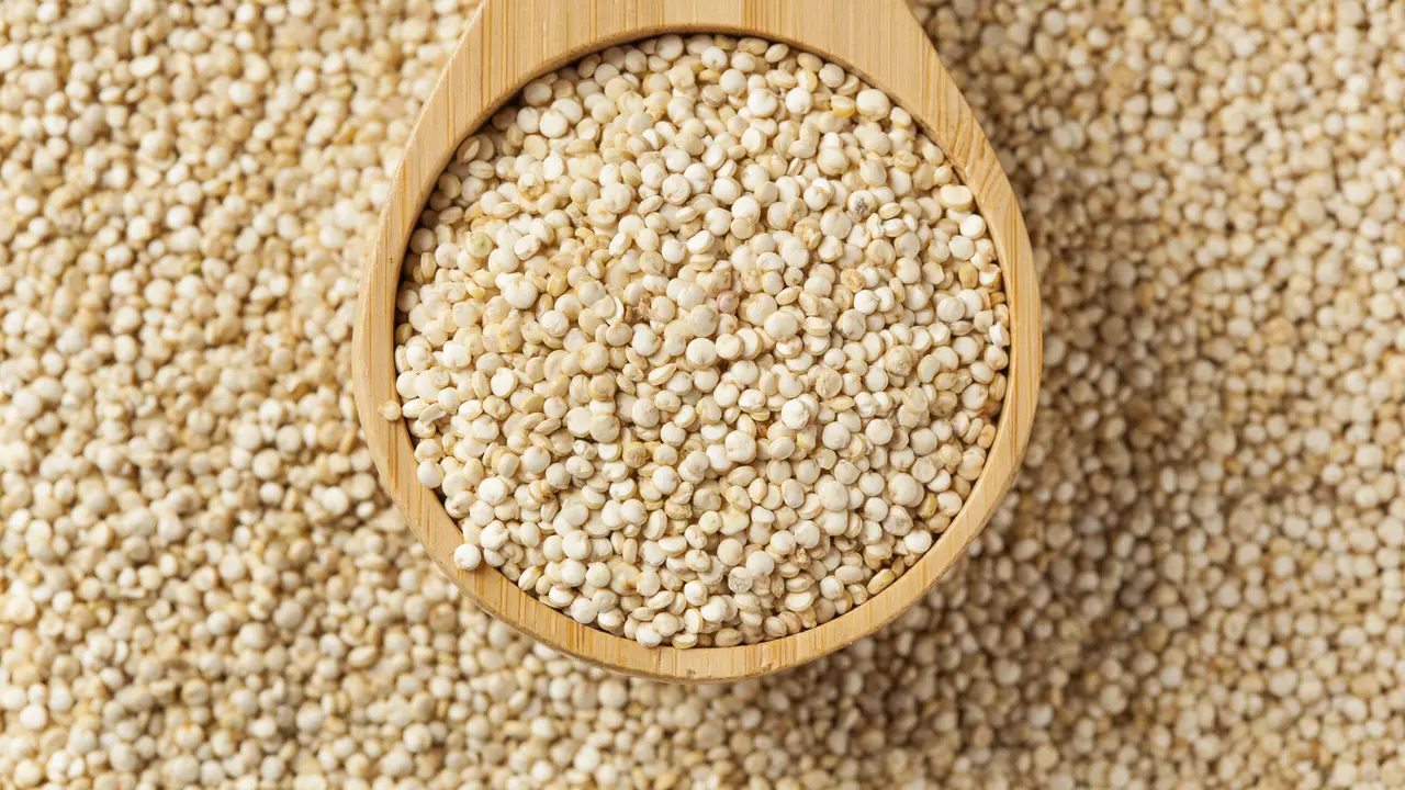 12 Manfaat Quinoa untuk Kesehatan, Ketahui Kandungan Nutrisinya - Hot ...