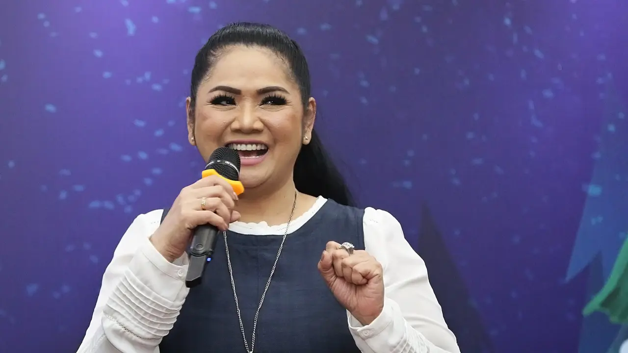Lirik Lagu Cinta - Vina Panduwinata