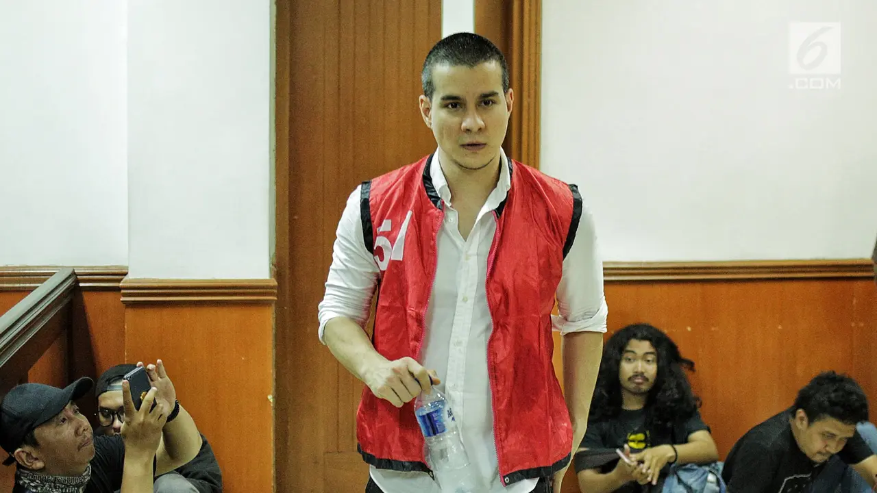Steve Emmanuel Beli Kokain Seharga Rp 160 Juta - ShowBiz Liputan6.com