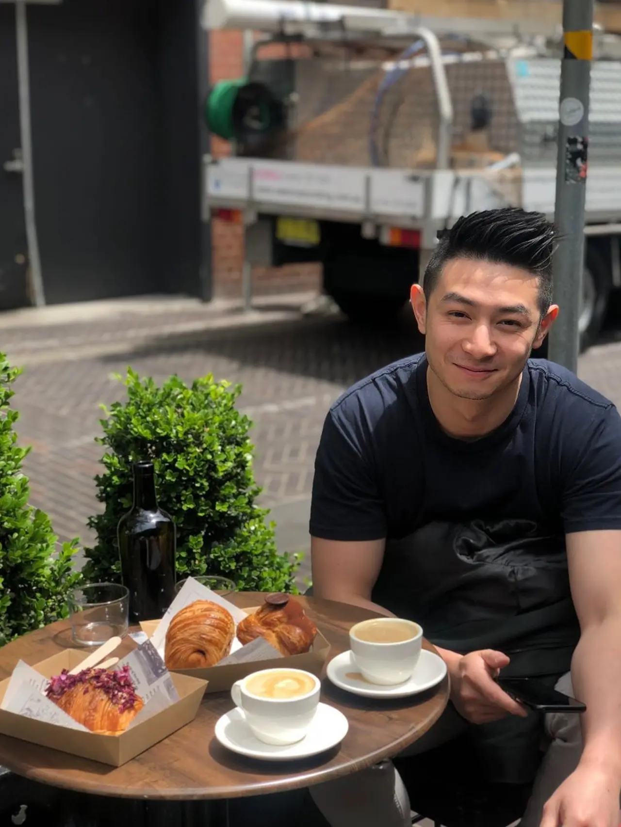 6 Potret Reynold Poernomo Adik Chef Arnold, Gantengnya Maksimal ...