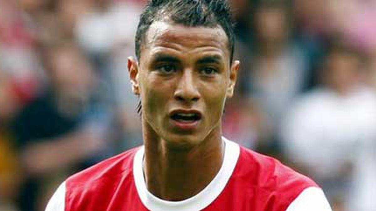 Chamakh Ditawari Pulang Kampung - Bola Liputan6.com