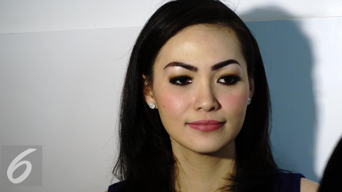 Christy Jusung Buka Klinik Khusus Kanker - ShowBiz Liputan6.com