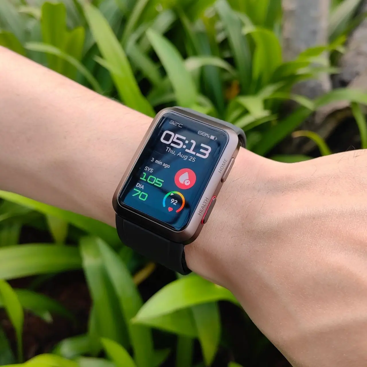 HUAWEI Rilis Teknologi HUAWEI ECG untuk Pantau Kesehatan Jantung