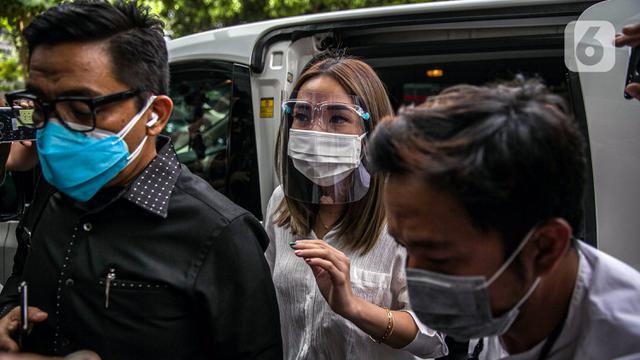 Kronologi Kasus Video Syur Gisel: Awalnya Viral dan Klarifikasi, Lalu Jadi Saksi, Kini Tersangka ...