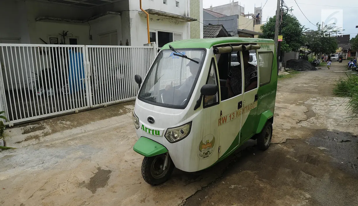 FOTO: Keren, Bajaj Listrik Ini Jadi Kendaraan Operasional Warga di ...