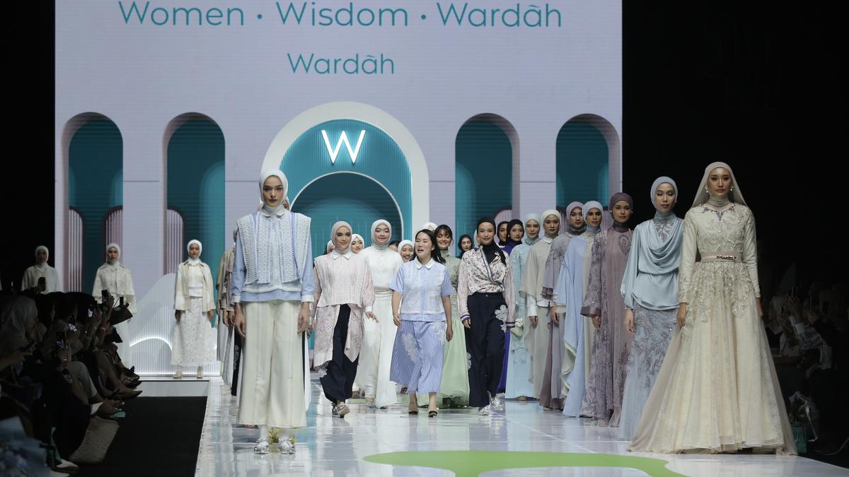 Tren Makeup Look Wardah Berdasarkan Personal Color di Jakarta Muslim ...