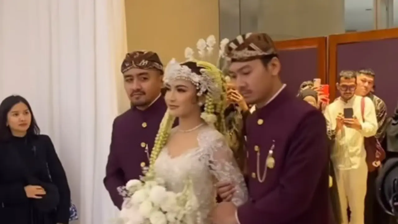 Intip Lagi Gaya Keluarga Mahalini dari Ayah, Nenek, hingga Kakak Ipar ...