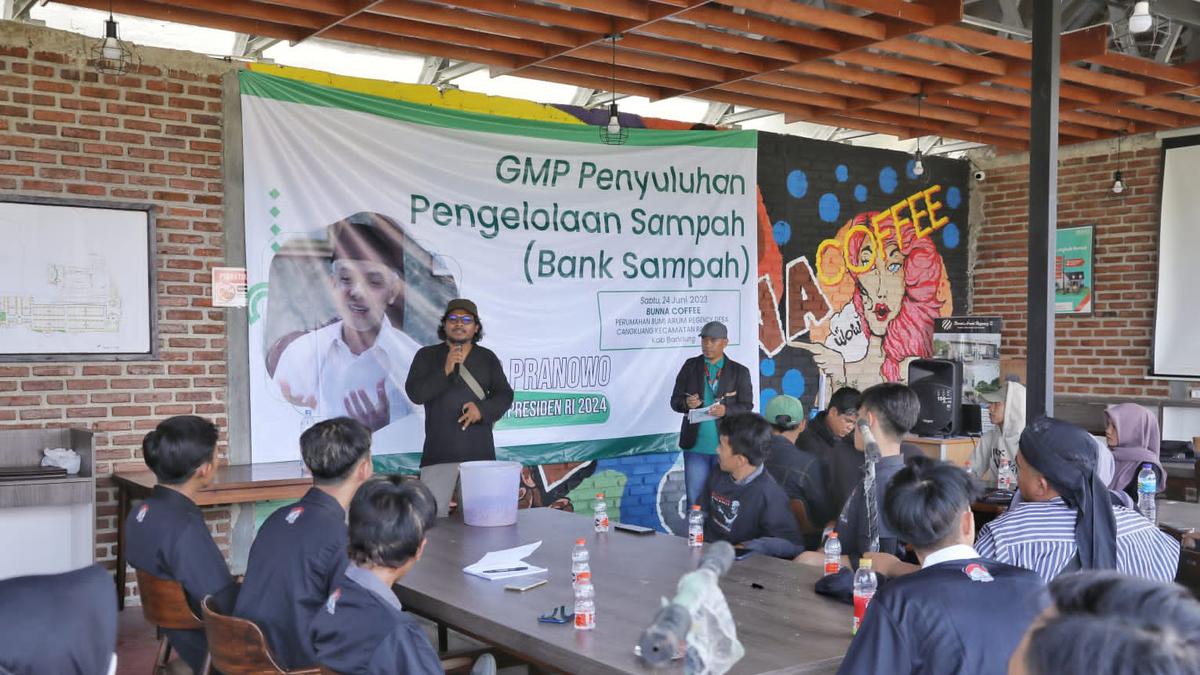 Sulap Sampah Jadi Nilai Ekonomi, Ganjar Muda Kenalkan Metode Maggot ...