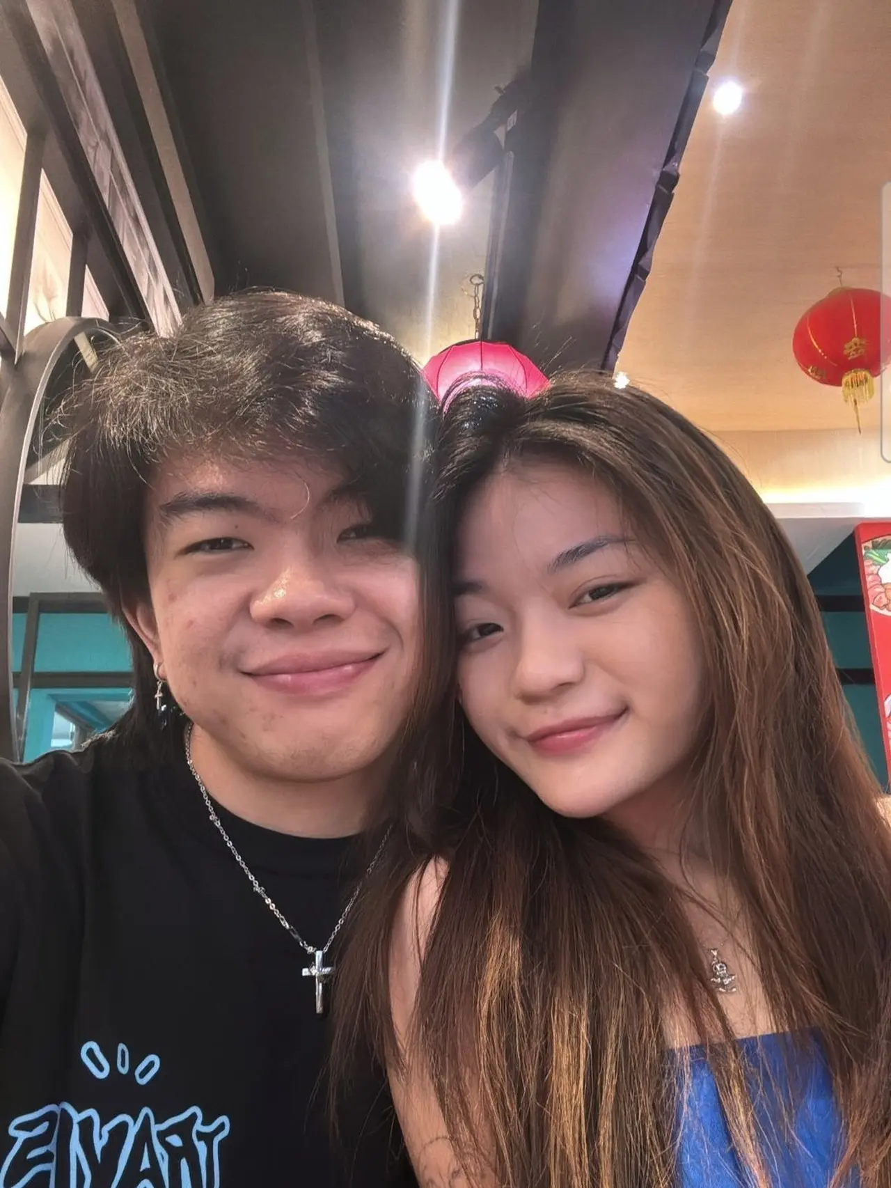 7 Potret Eunice Tjoaa dan Onic Kiboy Diduga Pacaran, Viral Unggah Video Romantis - Hot Liputan6.com