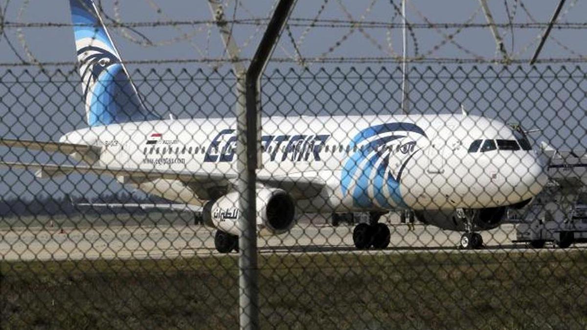 Tanda Berduka, Maskapai EgyptAir Ubah Latar Foto di Akun Twitter