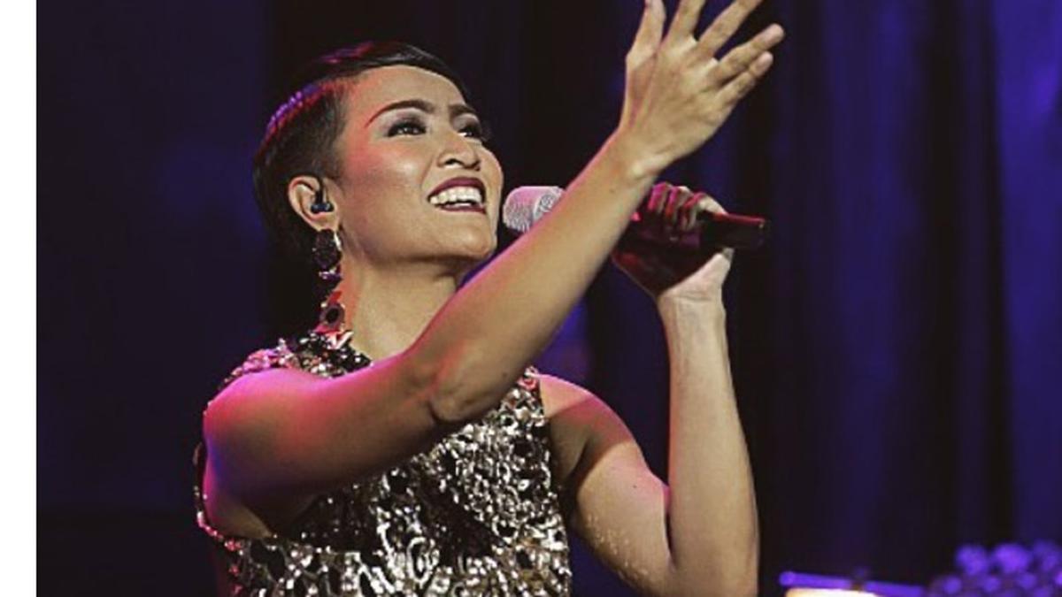 Lea Simanjuntak Meriahkan Konser Amal Senandung Cinta