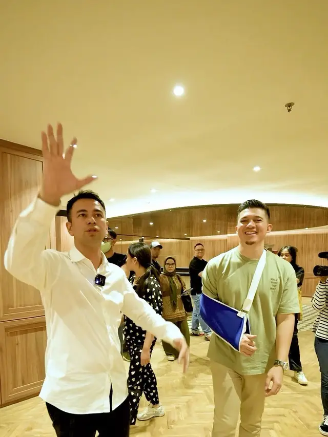 Irwansyah Kembali Aktif Bekerja Setelah Kecelakaan Saat Berkuda ...