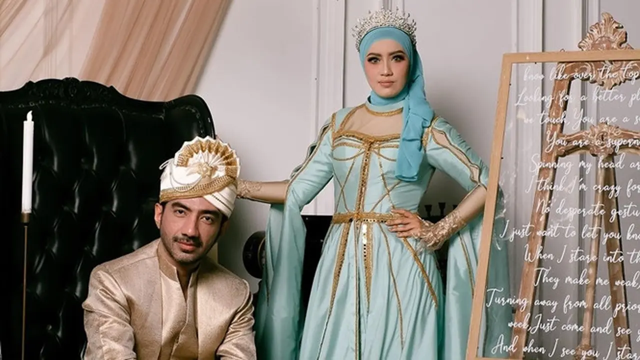 7 Potret Prewedding Reza Zakarya dan Amira, Usung Konsep Aladdin - Hot ...
