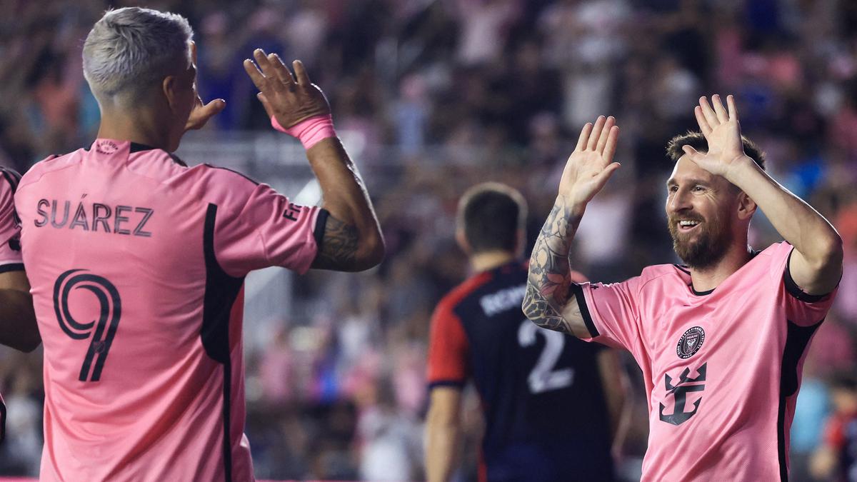 Gerard Pique Ajak Lionel Messi Main di Kings League