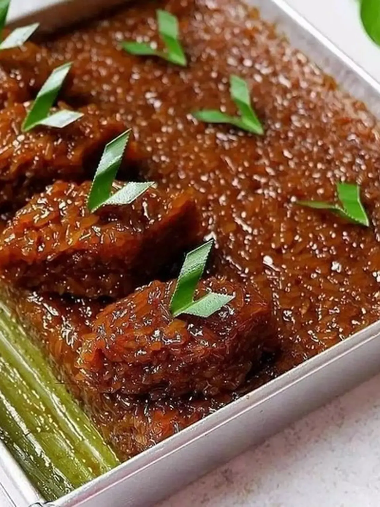 3 Resep Wajik Ketan Gula Merah Ny. Liem yang Mirip, Pulen dan Enak ...