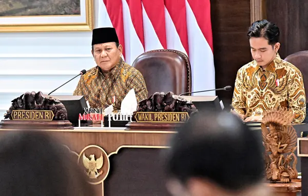 Replace adalah Mengganti atau Mengembalikan, Ini Proses Morfologi dan ...