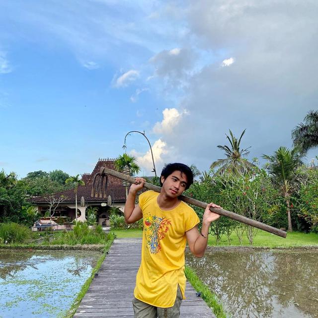 6 Potret Imran Ismail, Aktor yang Dapat Bunga Pengantin Lesty dan Rizky Billar - Hot Liputan6.com