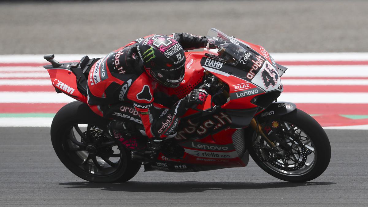 Hanya 12 Lap, Scott Redding Sebu Race 2 WSBK Mandalika 2021 Terbaik di ...