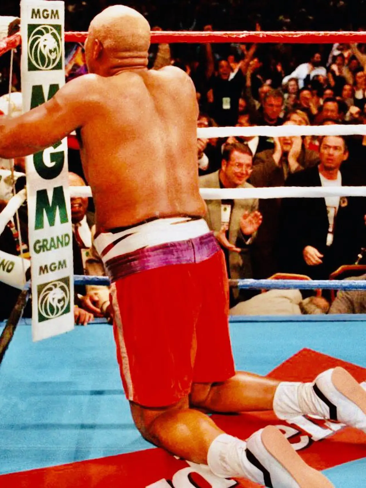 Meninggal Dunia di Usia 76 Tahun, Ini Kisah Hidup George Foreman dari ...