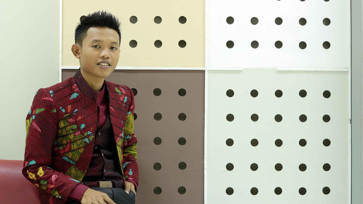 Firdaus Panen Lampu Merah Di Malam Show D'Academy 4