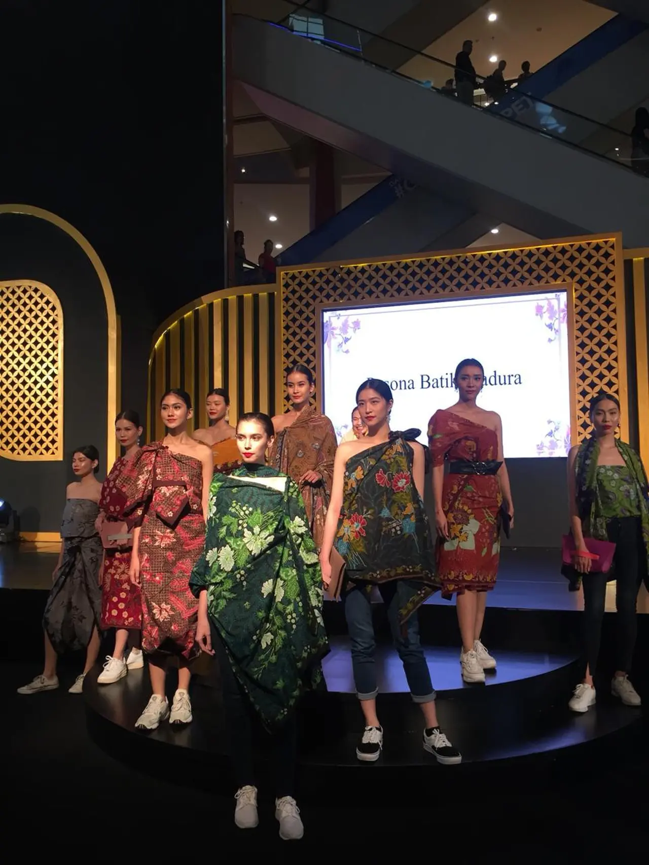 Keindahan dan Kekayaan Makna Batik Madura Nan Eksotik - Fashion ...