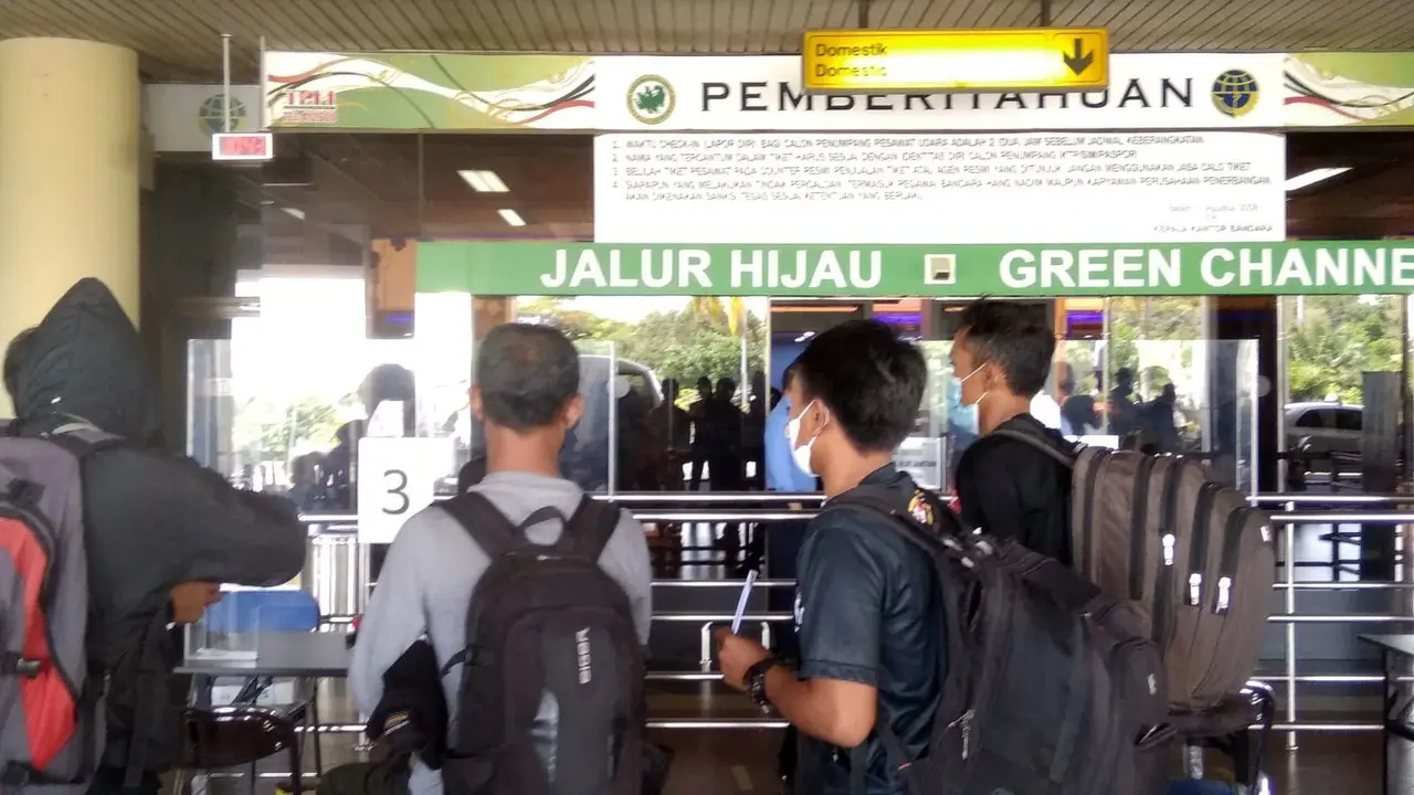 Sambut Wisman 19 Negara, Bandara Hang Nadim Batam Dilengkapi Alat PCR ...