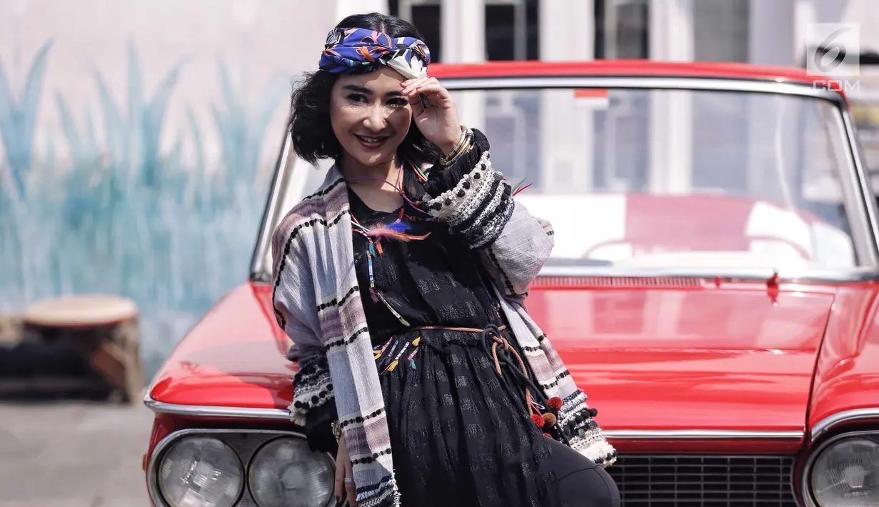 FOTO: Intip Pembuatan Video Klip Single Terbaru Uut Permatasari - Foto ...