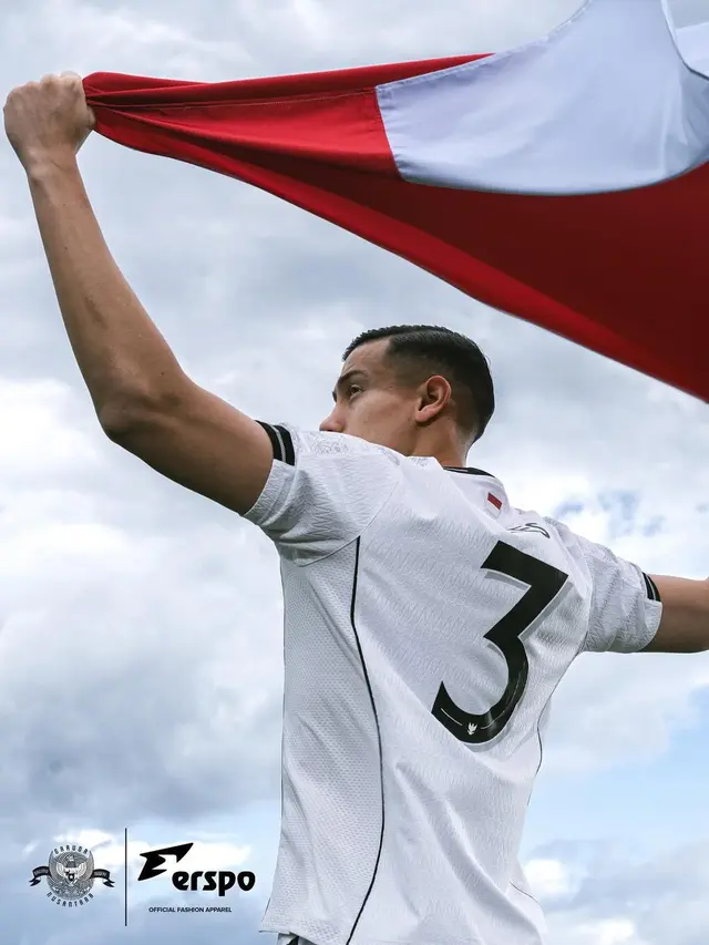 Potret Detail Jersey Tandang Timnas Indonesia, Berapa Harganya ...