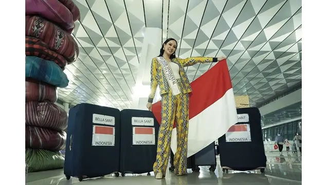 7 Potret Bella Aprilia Bertolak ke Mesir, Siap Maju Miss ...