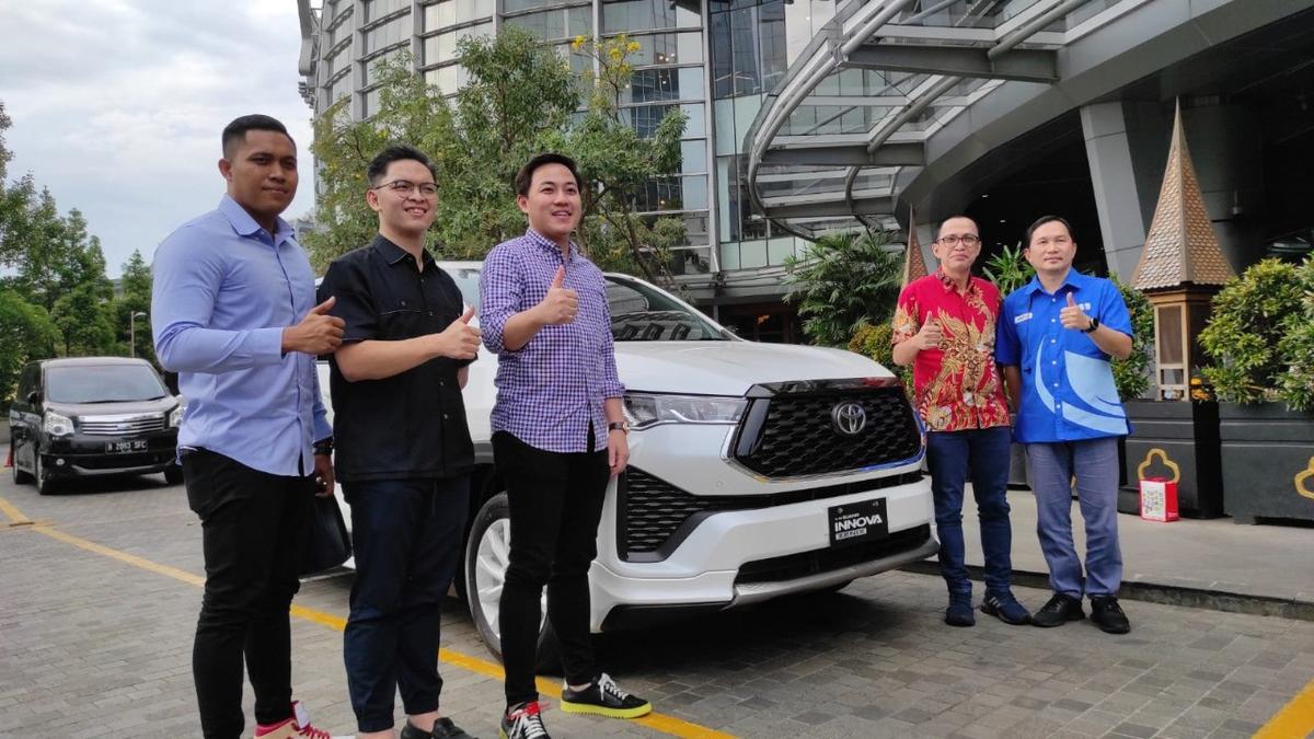 Beli Mobil di TAF Innova Zenix New Fest, Bisa dapat DP 0% dan Bunga ...