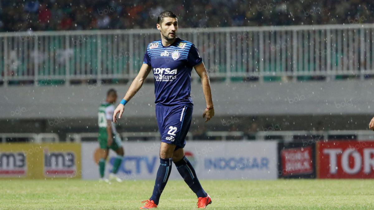 Persiba Resmi Rekrut Srdan Lopicic dan Sunarto - Indonesia Bola.com