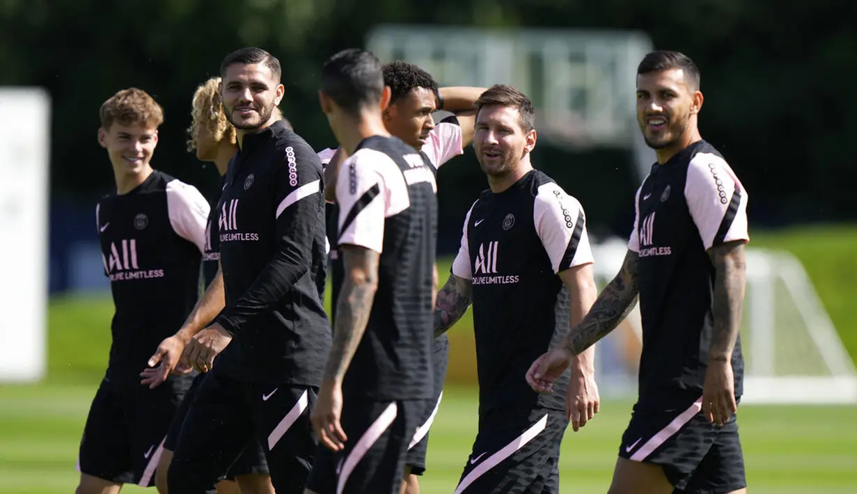 FOTO: Latihan Perdana Lionel Messi bersama PSG - Foto Liputan6.com