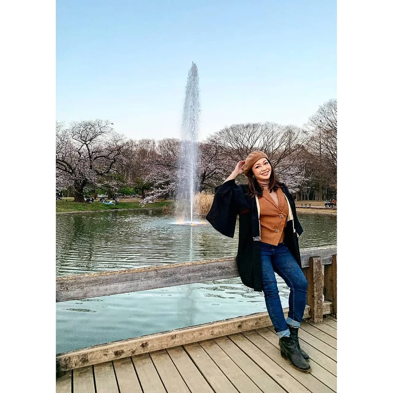 7 Gaya Chef Rinrin Marinka Pakai Topi, Tampil Awet Muda di Usia 42 ...