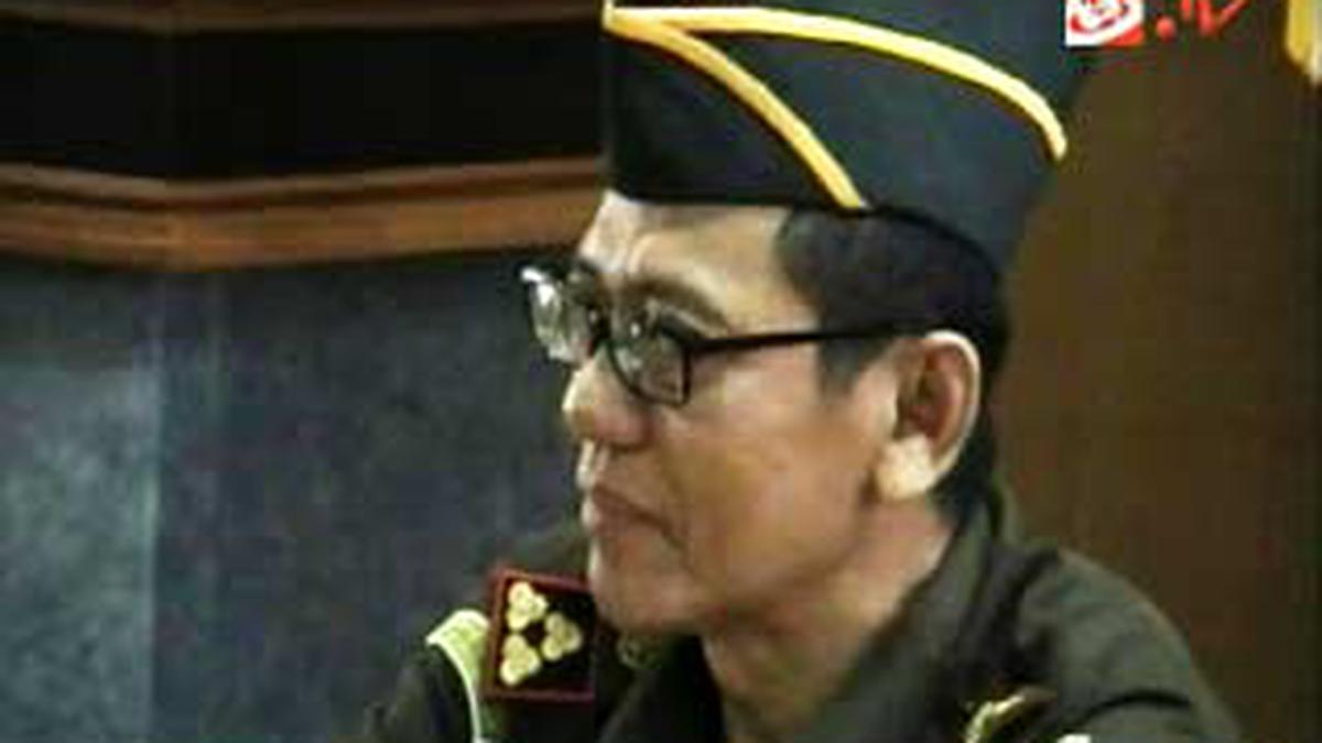 SK Pencopotan Suripto Diserahkan - News Liputan6.com
