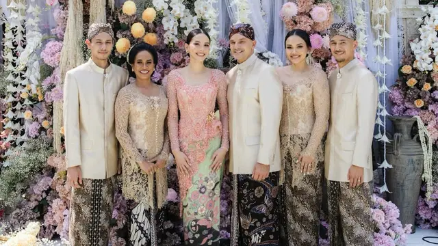 Tampilan Memesona Andhika Adik Laki-Laki Alyssa Daguise Kenakan Beskap saat Siraman hingga Jadi ...