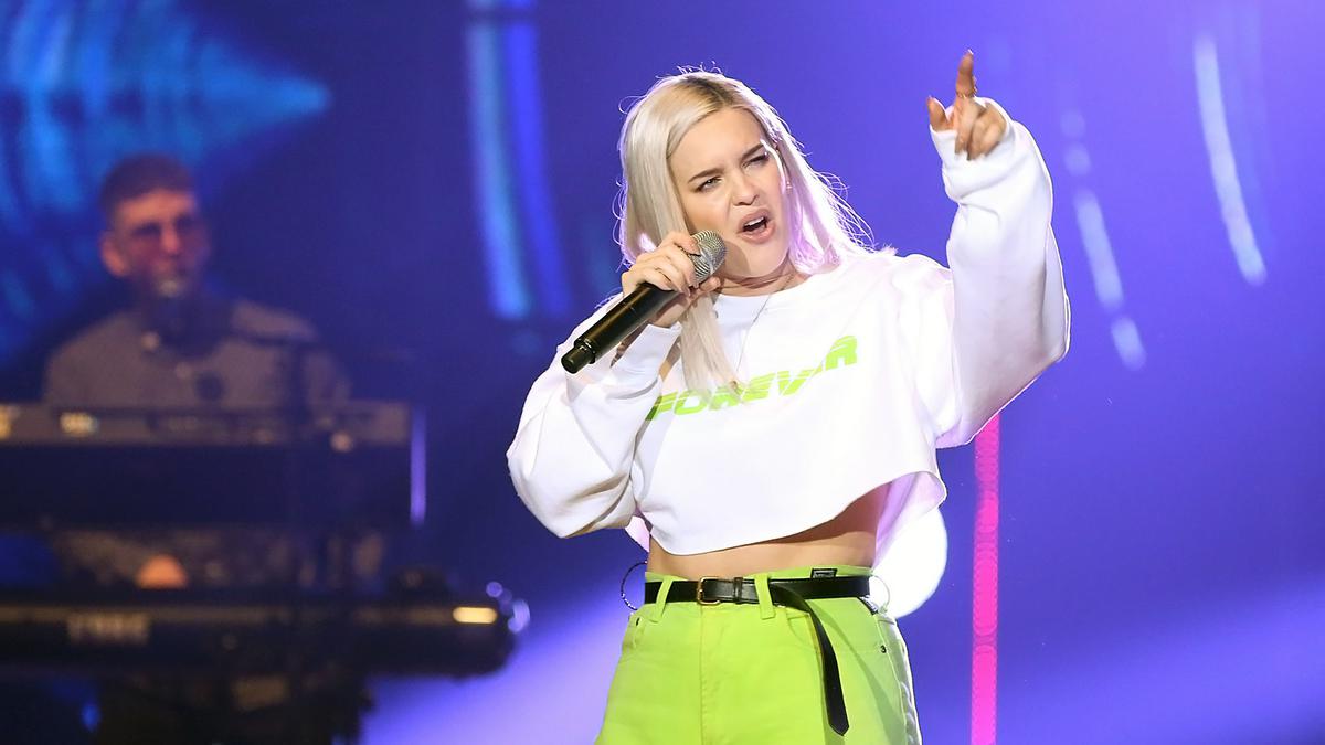 Lirik Lagu Anne Marie, Alarm - Entertainment Fimela.com