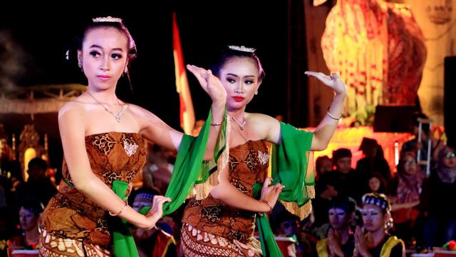 Apa yang Dimaksud dengan Properti Tari? Pahami dari Pengertian dan ...