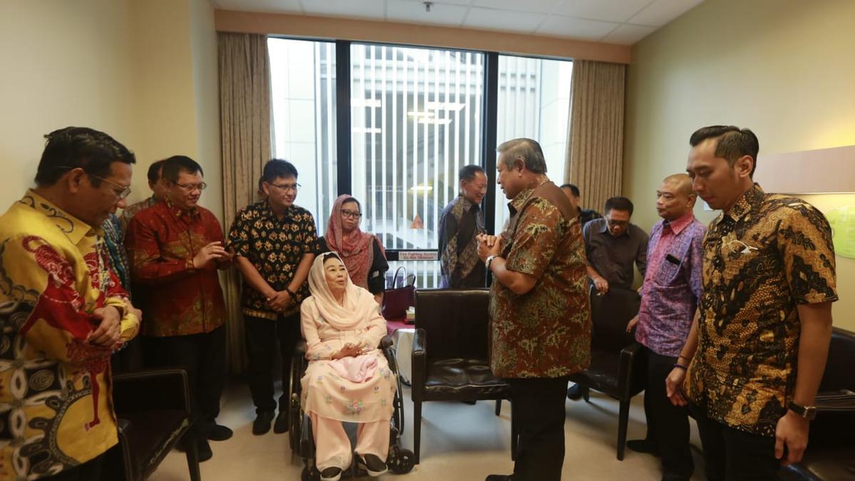 6 Momen Istri Gus Dur Bertemu Tokoh Indonesia, Terbaru Jenguk Ani Yudhoyono - Hot Liputan6.com