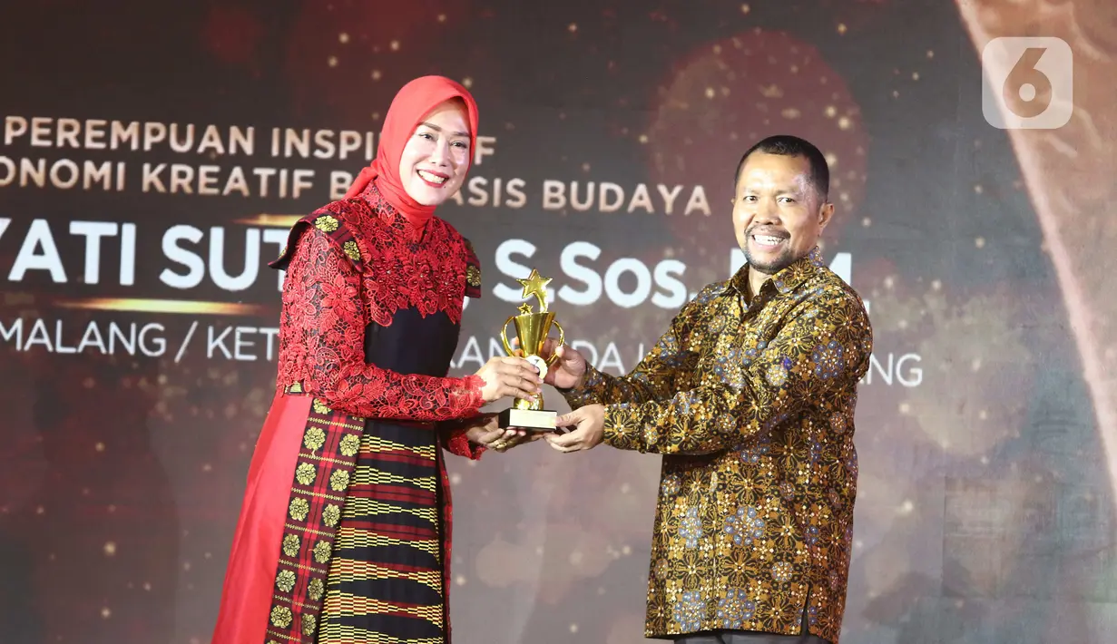 Penghargaan Kepada Perempuan Hebat Indonesia dan Tokoh Inspiratif di Festival 6 - Foto Liputan6.com