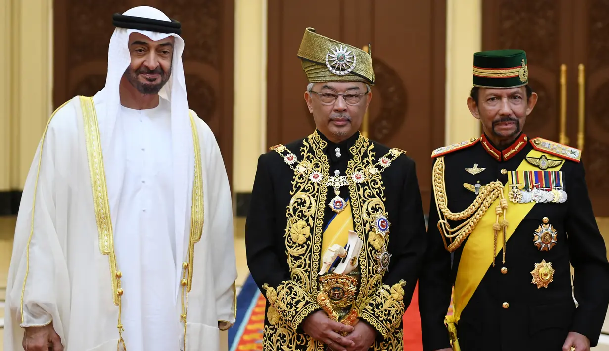 FOTO: Sultan Pahang Dinobatkan Jadi Raja Baru Malaysia - Foto Liputan6.com