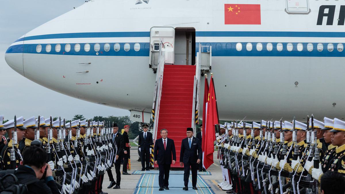 Prabowo Bertemu PM China Li Qiang di Istana Hari Ini, Minggu 25 Mei ...