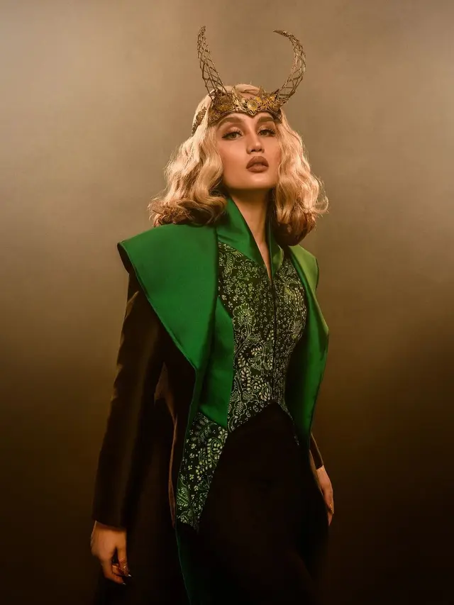 6 Gaya Cinta Laura, Rangga Azof dan Omar Daniel Dandan Ala Loki, Kompak ...