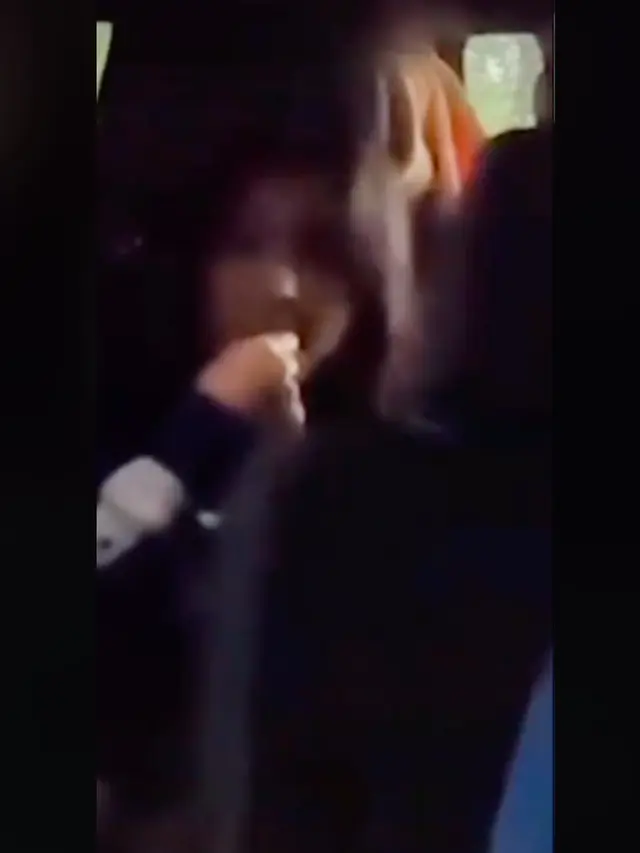 Video Zee JKT48 Ngevape Viral di Media Sosial, Tuai Pro dan Kontra Fans - Citizen6 Liputan6.com