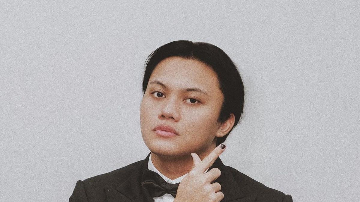 Viral Rizky Febian Kangen Mendiang Lina Jubaedah, Netizen: Tak Ada yang ...