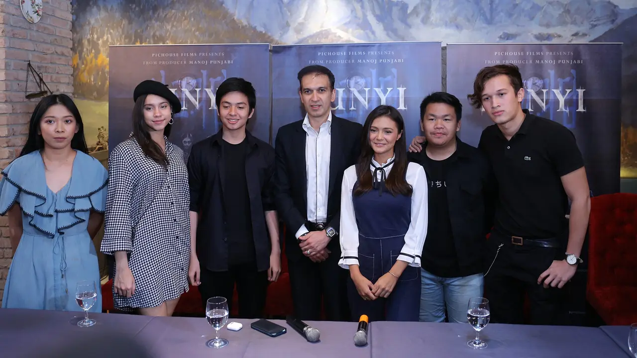 Sedang Tayang di Bioskop, Ini 3 Fakta Film ‘Sunyi’ yang Wajib Ditonton ...