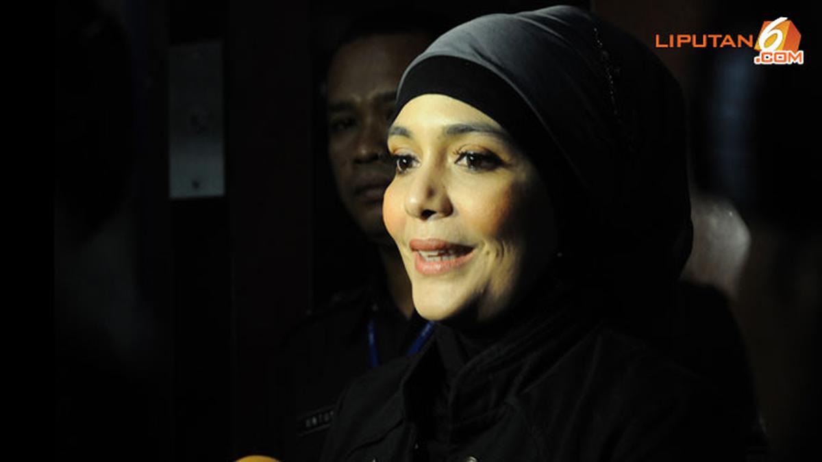 Lula Kamal Berharap Punya Rumah Sakit Sendiri - ShowBiz Liputan6.com